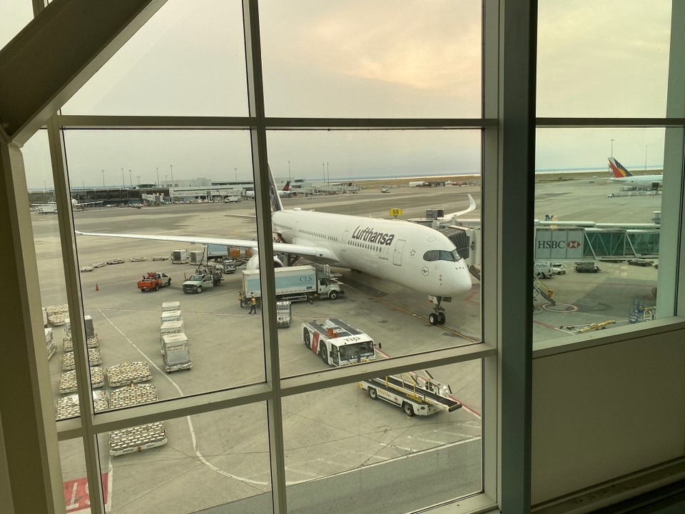 Kanada 2022 – Oberding – Terminalstraße Ost – Deutschland